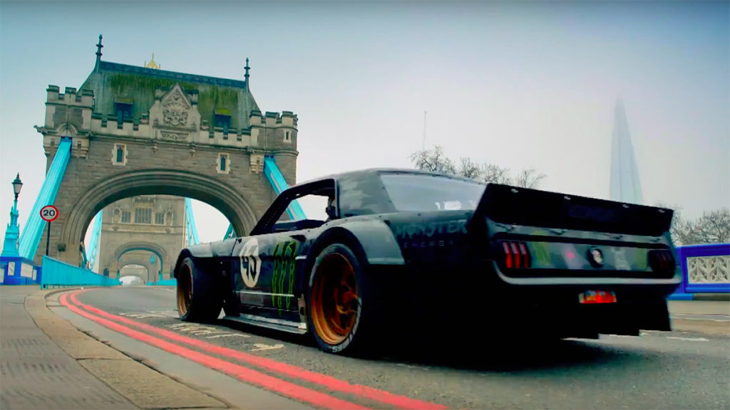 Video: 845-koňový Mustang Kena Blocka rozbíja londýnske cesty ...