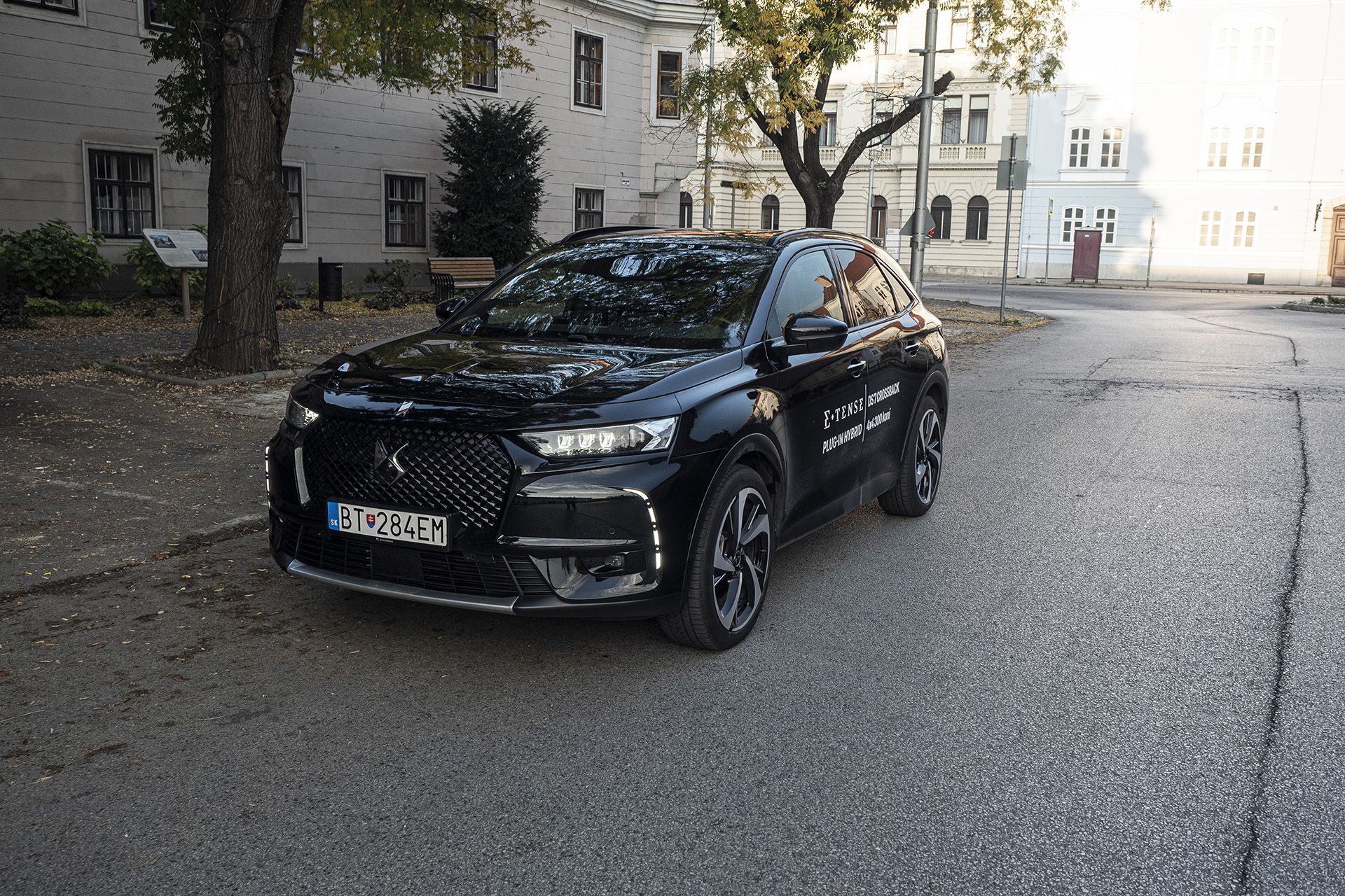 DS7 Crossback Black Edition: Šou pokračuje | Autobazar.EU
