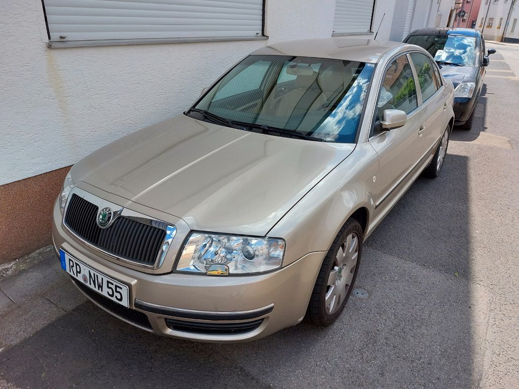 Superb 1. generácie v top stave je už rarita | Autobazar.EU