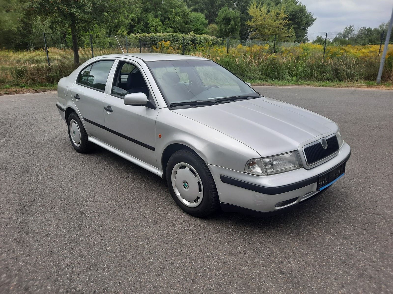 Octavia 1 so 43 000 km len za 2 600 €! | Autobazar.EU