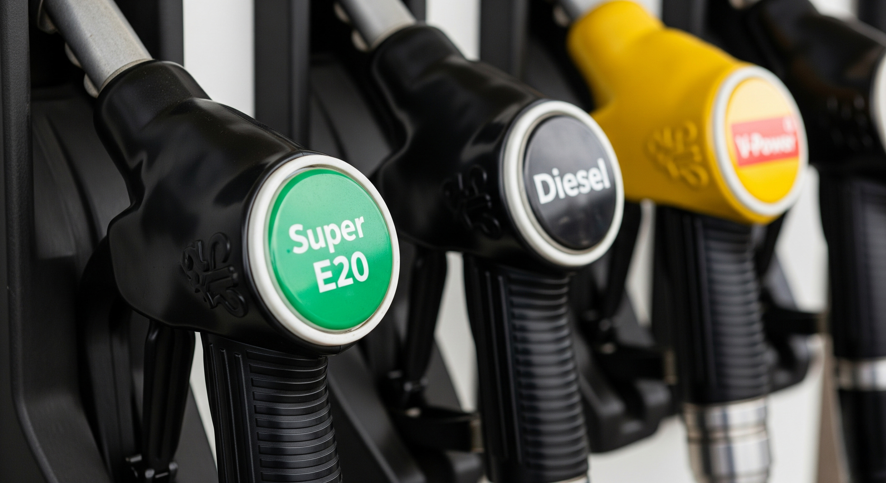 Príchod nového benzínu E20 vyvoláva otázky. Má byť menej účinný a ...