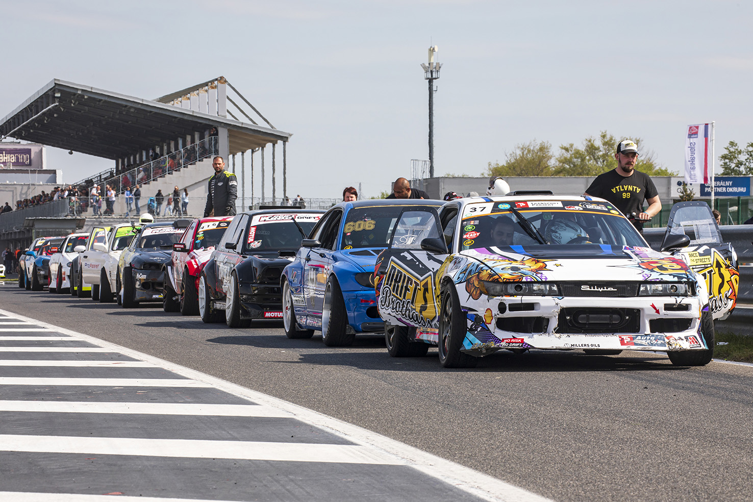 Reportáž: Drag, Drift & Tuning majáles | Autobazar.EU