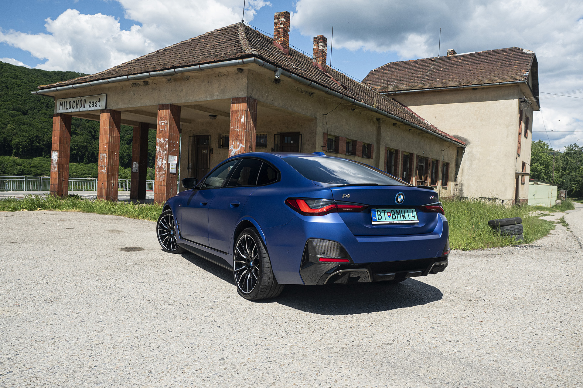 Test: BMW i4 M50 - Vyrazí dych | Autobazar.EU