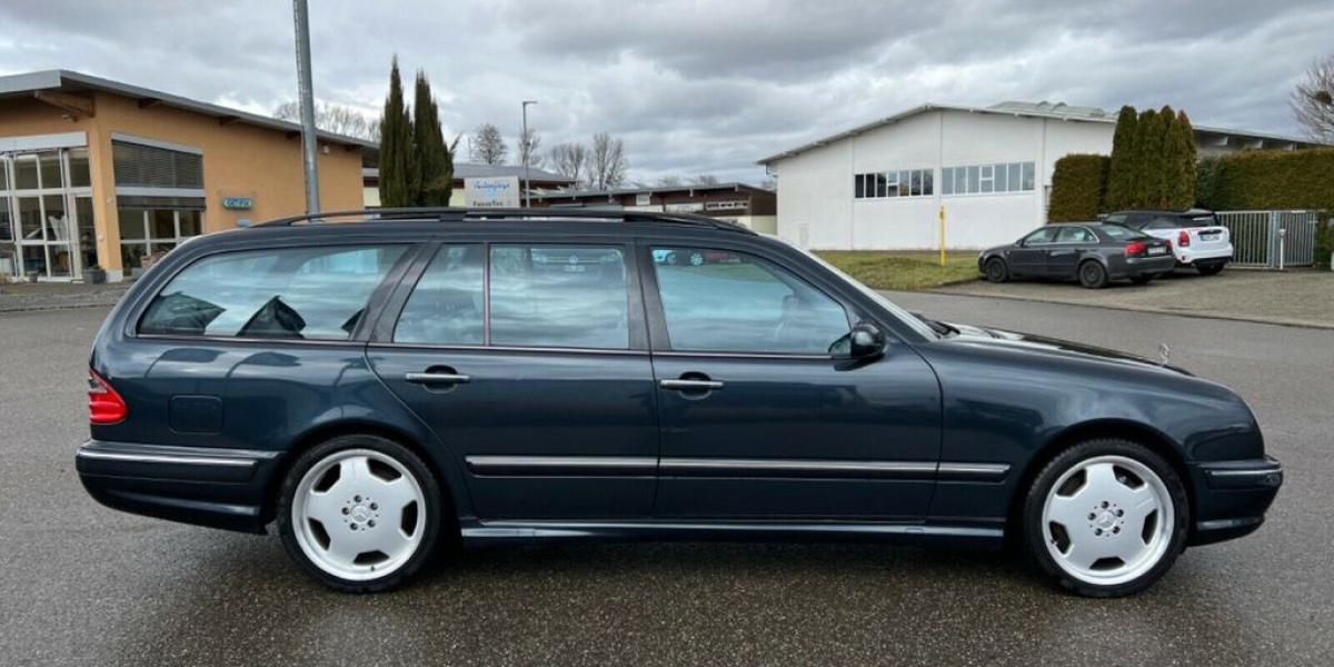 Mercedes AMG, 7 miest, 354 koní, len 25 000 €! | Autobazár.EU