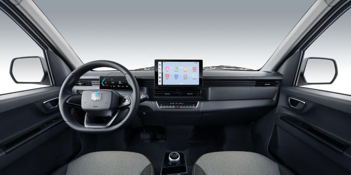 Nová značka áut so svietiacim logom je už na Slovensku, ceny začínajú ...